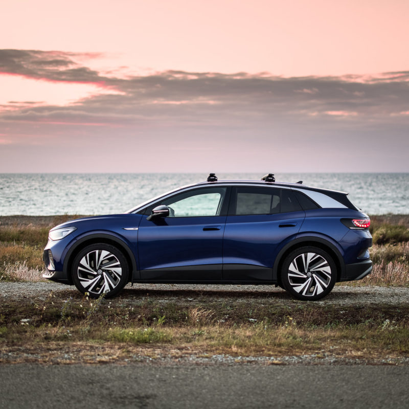 Anslut bilen till huset - Vehicle to home (V2H) - Volkswagen ID4 Sverige